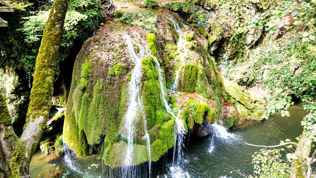Visiting the Bigar Waterfall in Romania (Update: Half of It COLLAPSED!)