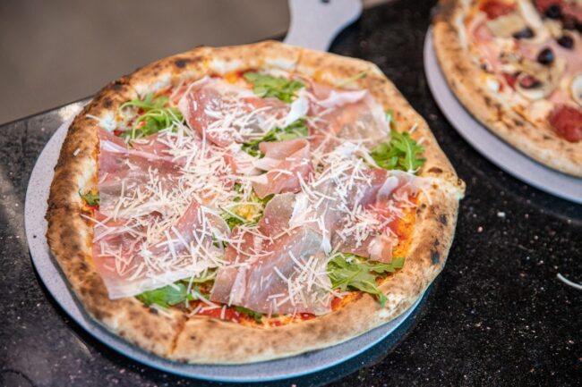 Best Pizza in Constanta [MUST Try!]