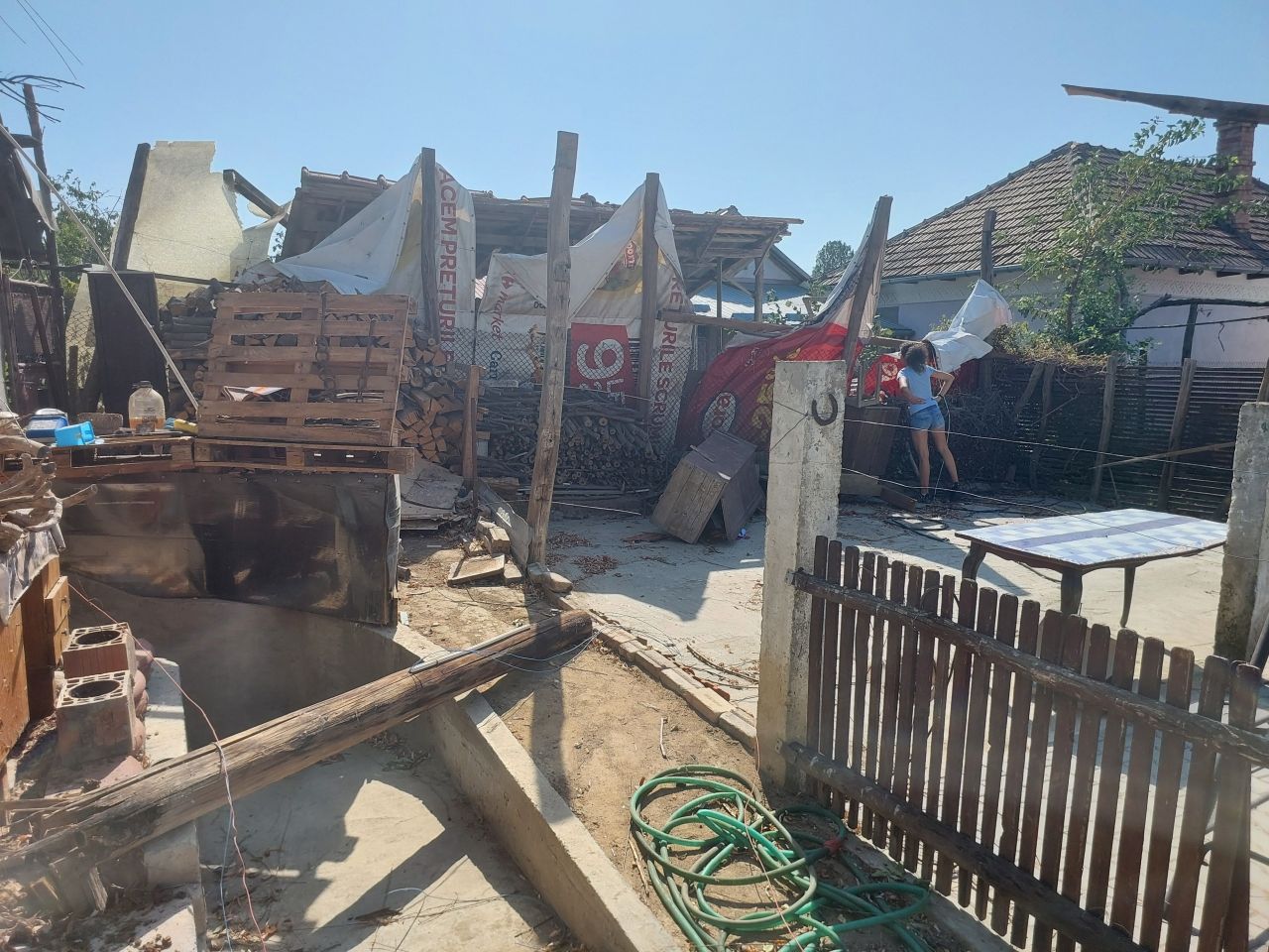 Romania Updates: Wildfires Aplenty and Roof-Breaking Storms