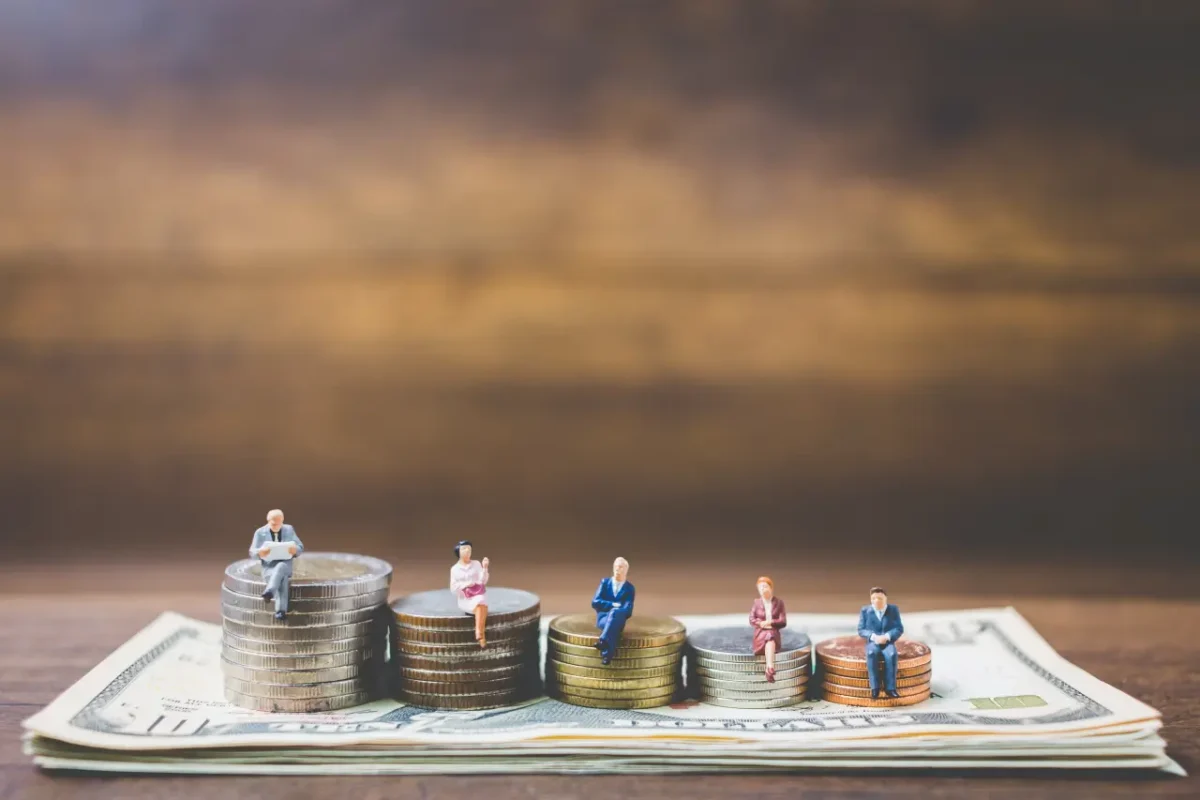Romania Salaries in 2026: The Real Minimum & Average Wages
